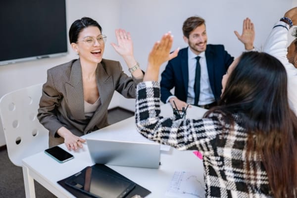 Universal gestures that need no translation