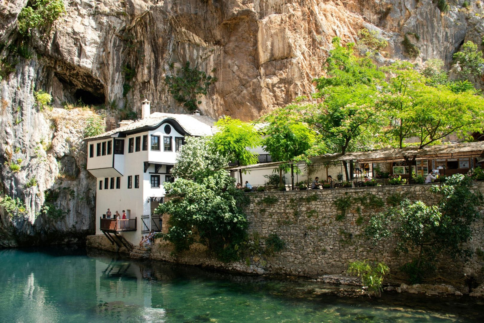 Bosnian for beginners: A guide to basic expressions